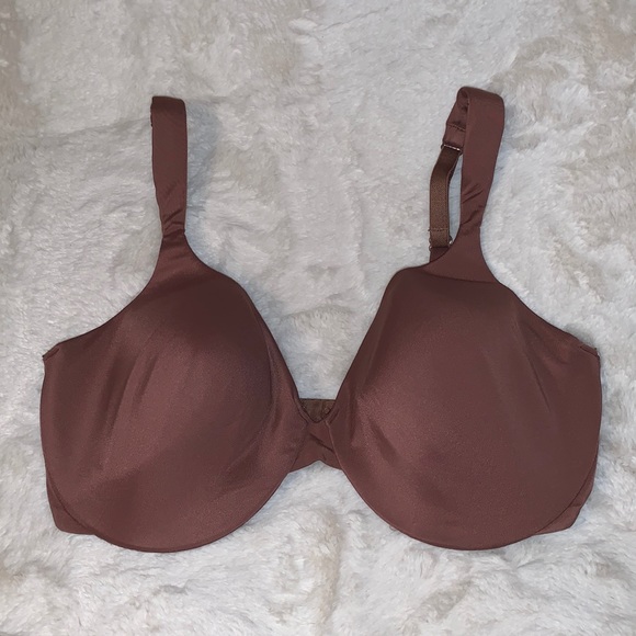 Victoria's Secret | Intimates & Sleepwear | 34dd Victorias Secret Body ...